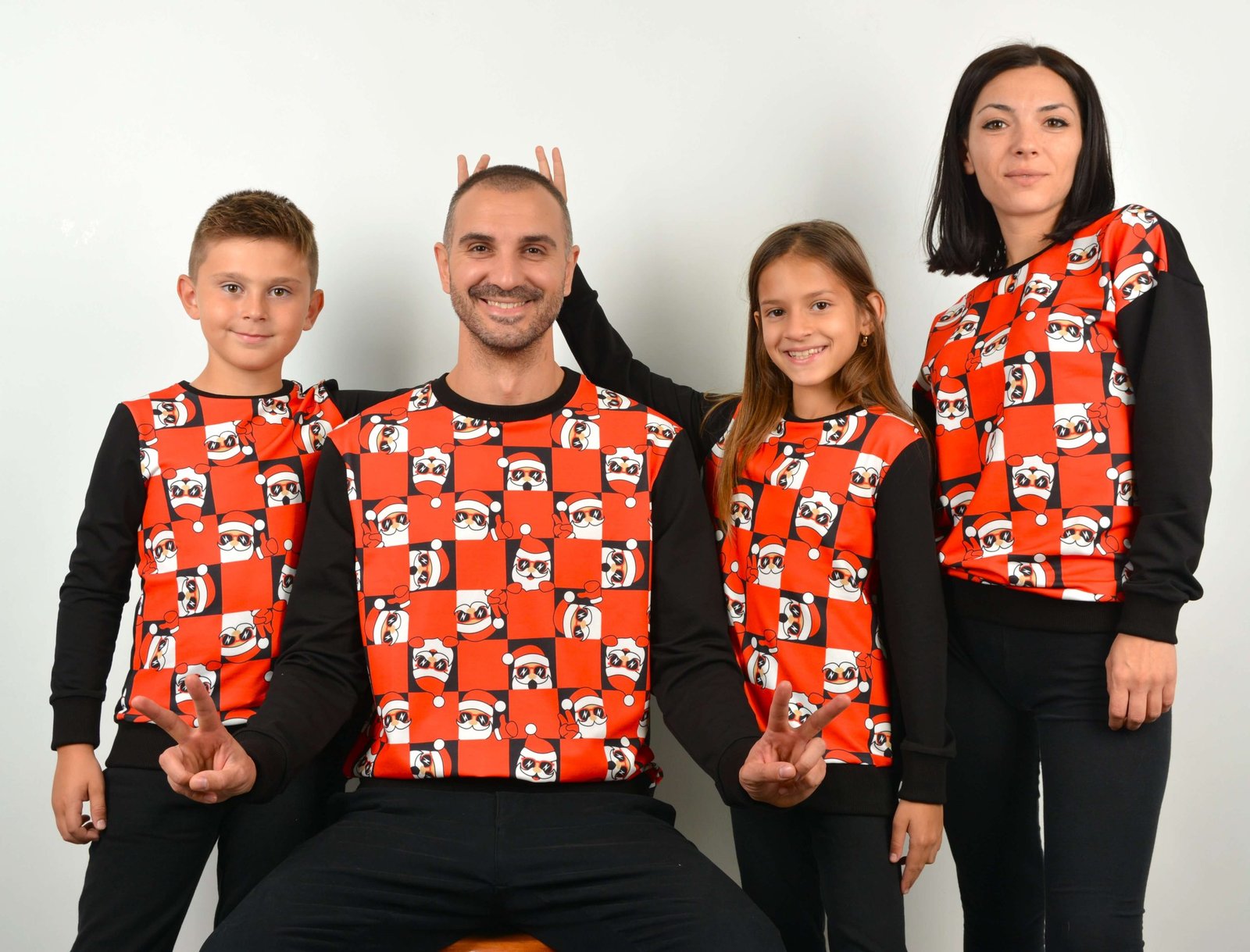 Коледни Пуловери *COOL SANTA* в Черно TERRA CAELI